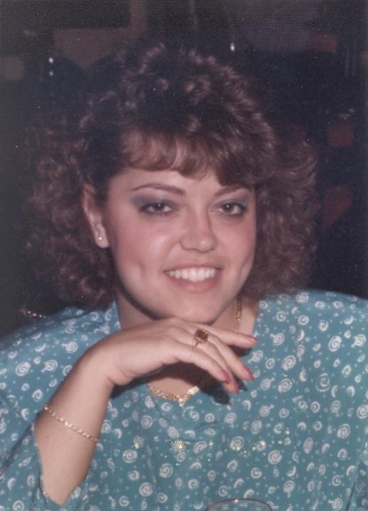 Laureen Vetrone - Linnemann Funeral Home
