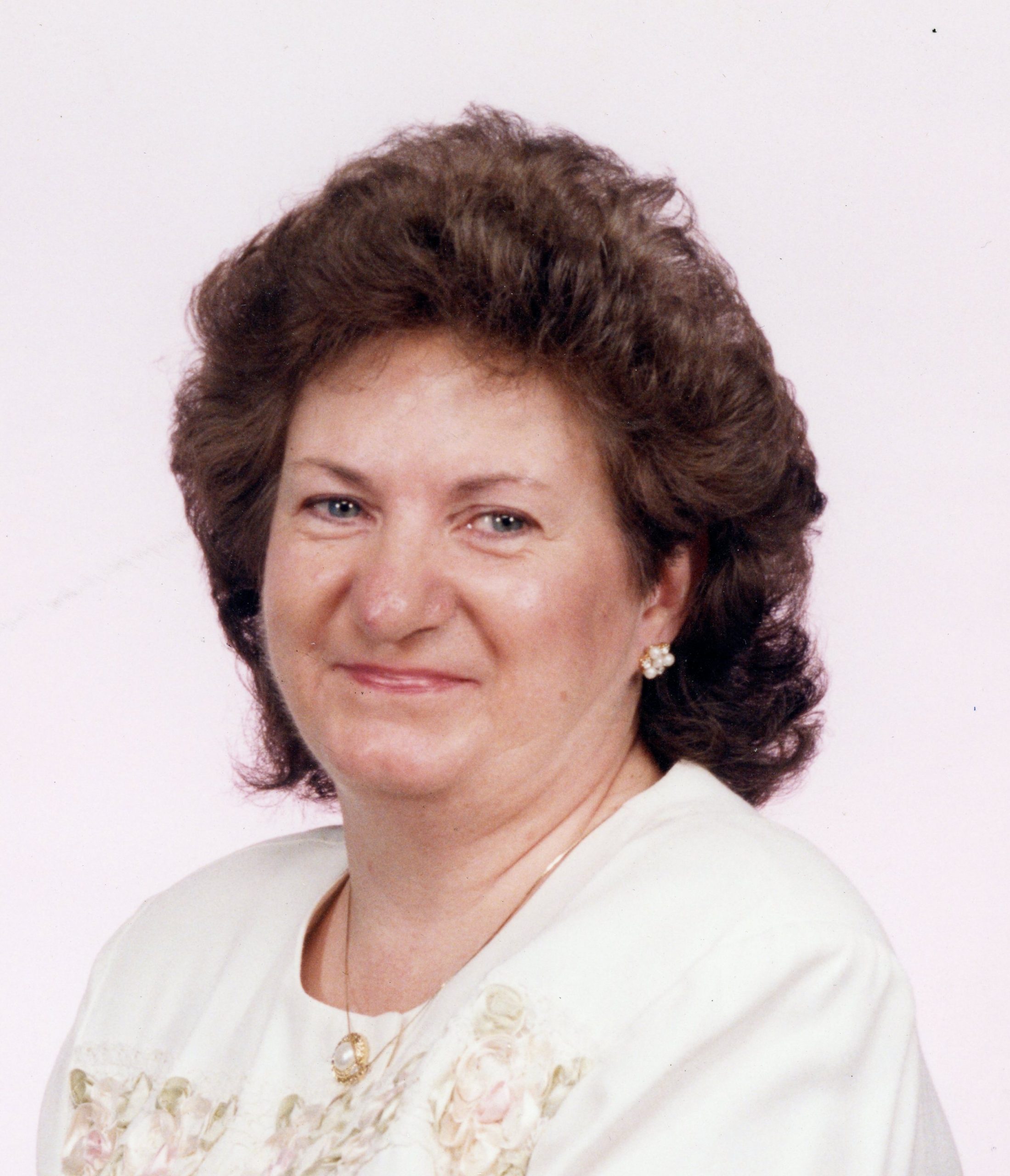 Wanda Cross - Funeral Home in Boone and Kenton County